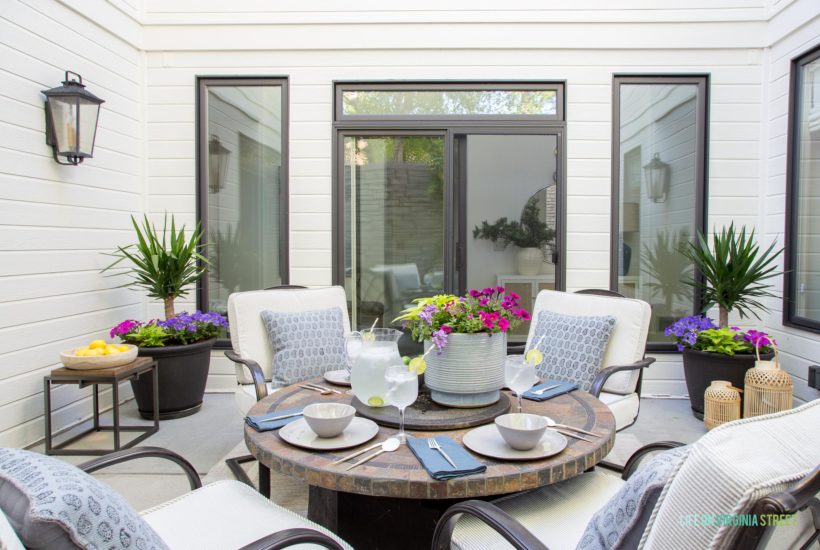 Summer Courtyard Refresh - Life On Virginia Street